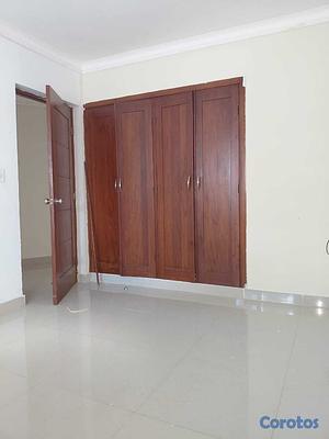 Corotos | Alquilo 4to. Piso. tipo Pent house. En Colinas de
