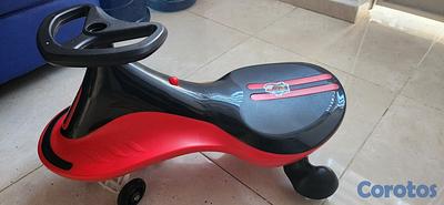 Corotos | Carro giratorio para niños (Wiggle Car)