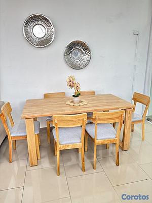 Corotos | Comedor en madera natural roble asiático